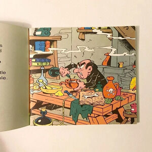 Other | Vintage 8s Random House Books The Fake Smurf Garfield In Space ...